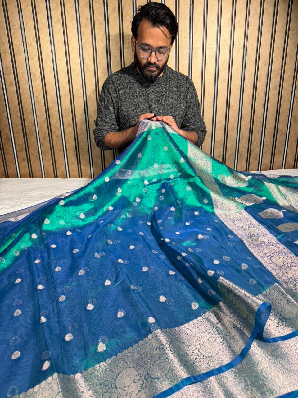 Rare Peacock Soft Tissue Silk Khaddi Buti Concept Banarasi Saree ...