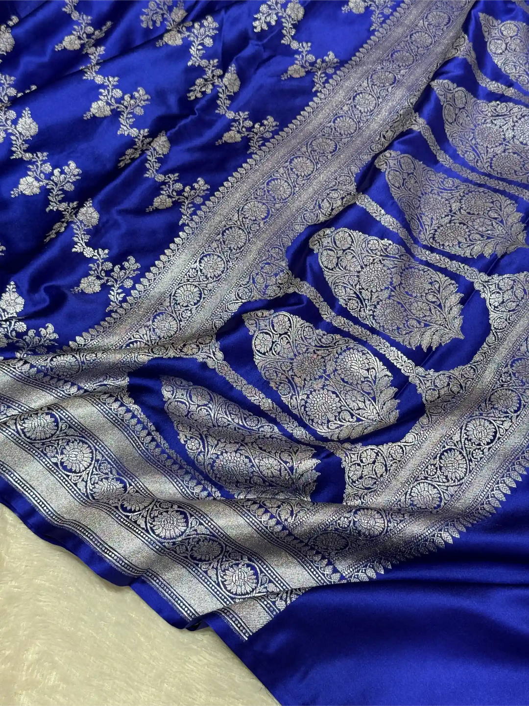 Royal Blue Mashru Katan Silk Silver Zari Leheriya Weave Banarasi Saree ...